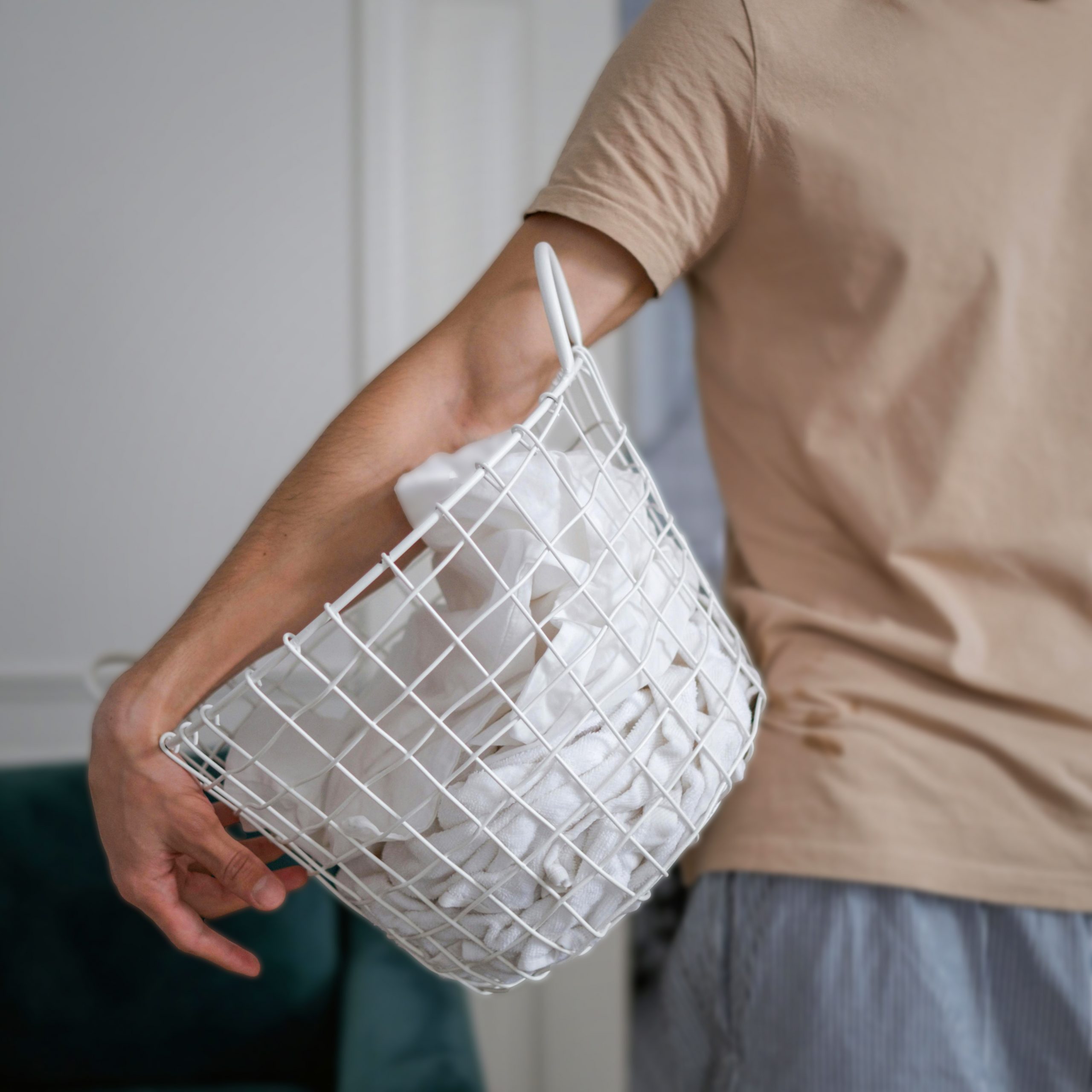 Wednesday vs. Saturday Laundry Wars: A Case for Outsourcing - Dry ...